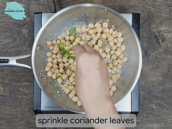 Kadale Kaalu Usli | Kadale Kaalu Usli Recipe | Chickpea Sundal | Indian ...